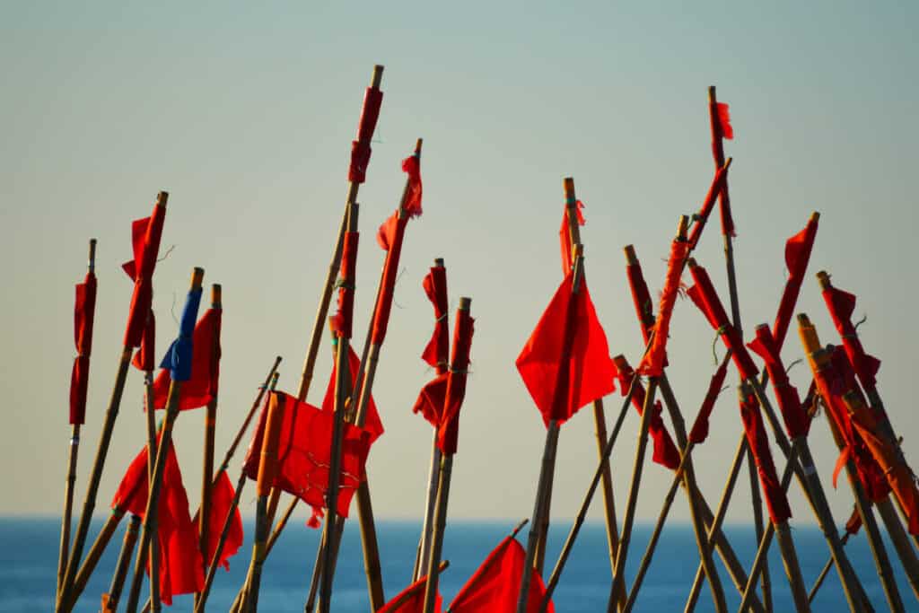 Red Flags for Heroin Use and Addiction Treatment Options - Silver Sands ...